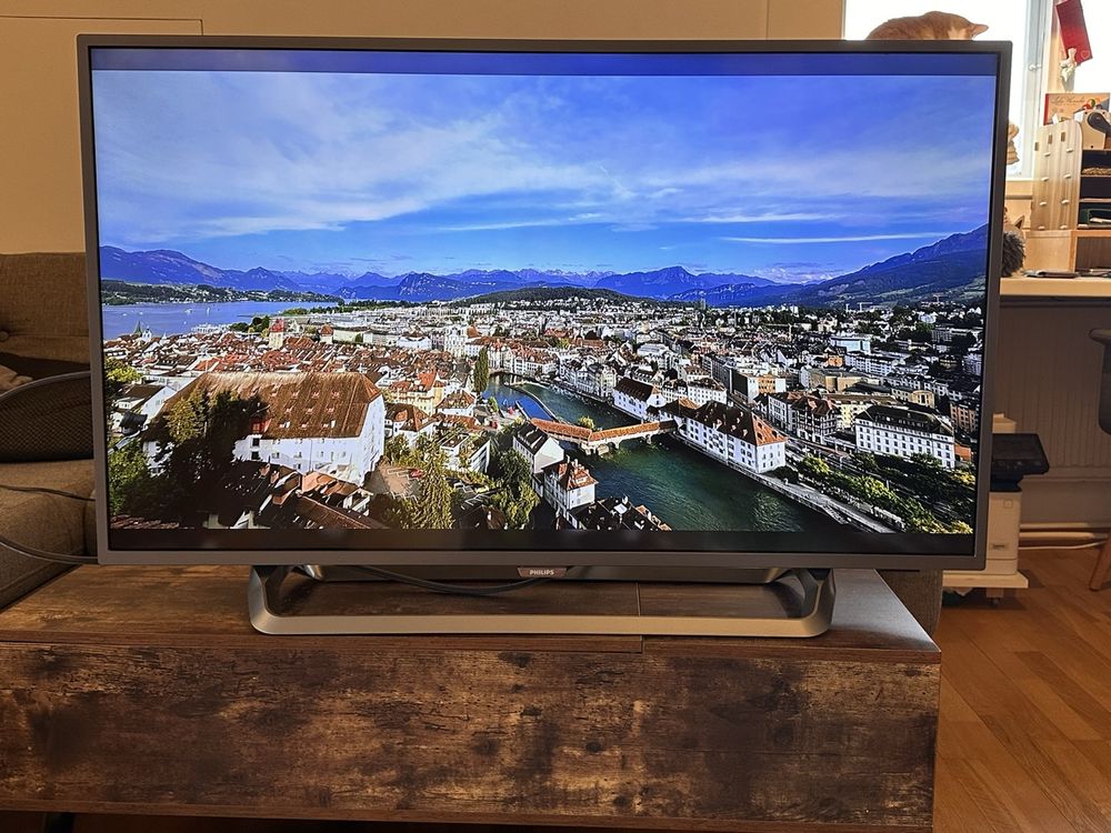 Ultraflacher 4K Smart LED TV 43“ Philips 43PUS6262/12 (Gebraucht) in ...