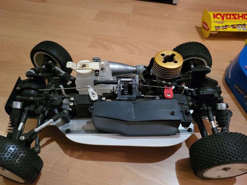 Kyosho inferno tr15 (Defekt) in Glattbrugg für CHF 51 – mit Lieferung auf Ricardo kaufen