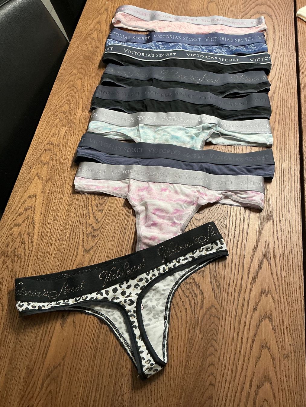 Victoria's Secret Strings, Slips, diverse, Gr.M Top! (Gebraucht) in ...