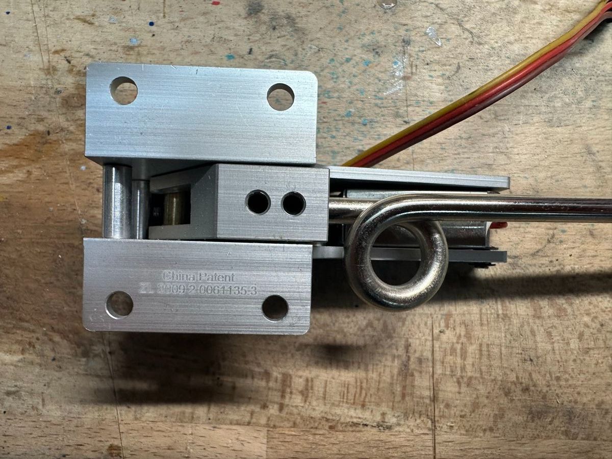 E-Flite 60-120 85-Grad Electric Retracts (Neu (gemäss Beschreibung)) in ...