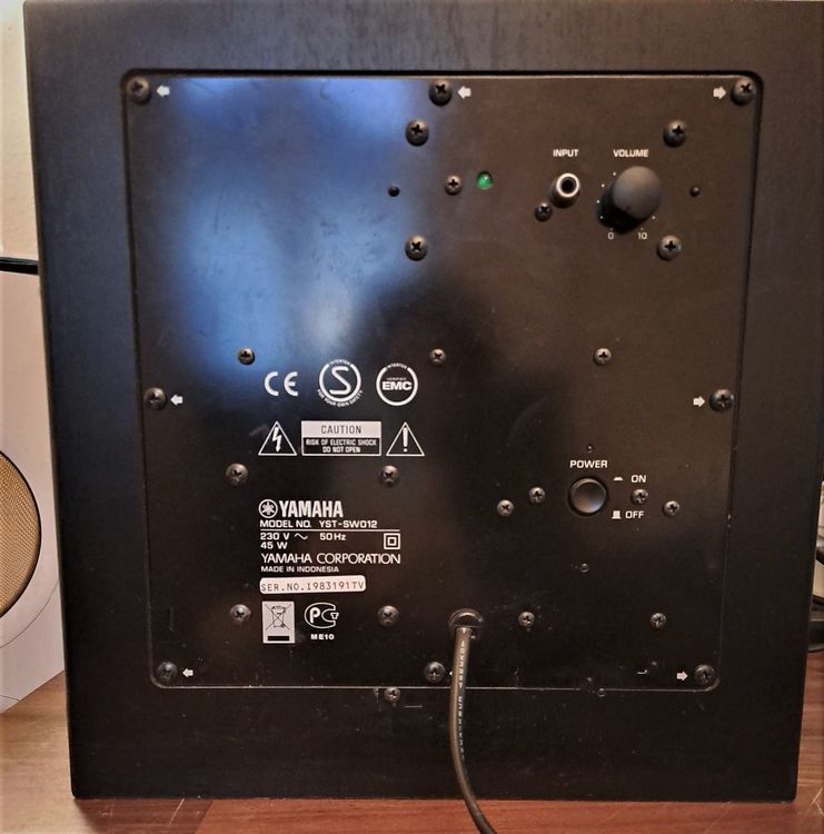 Subwoofer Yamaha YST-SW012 (Gebraucht) in Zürich für CHF 33 – mit ...