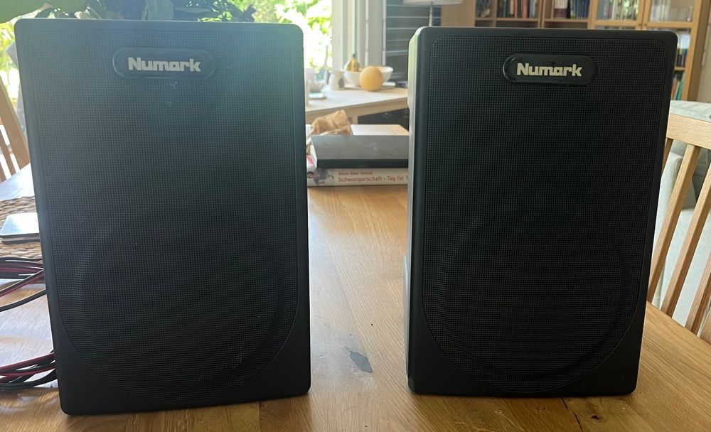 Numark NPM5 Speaker | Kaufen auf Ricardo