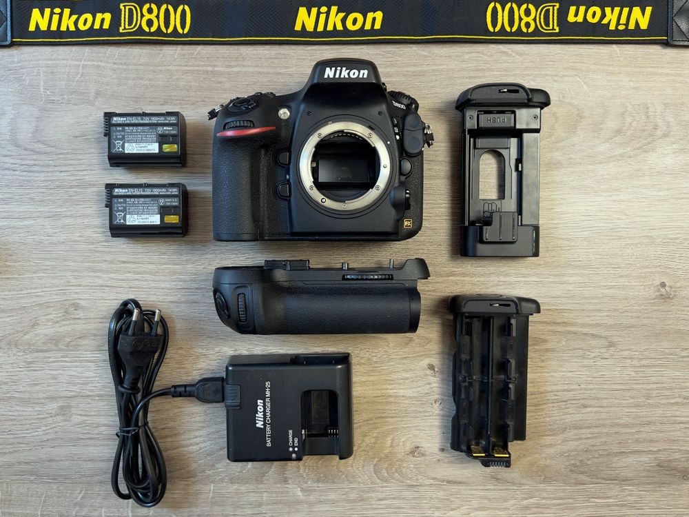 Nikon D800 36.3 Megapixel CMOS-Sensor mit MB-D12 Batterygrip | Kaufen ...