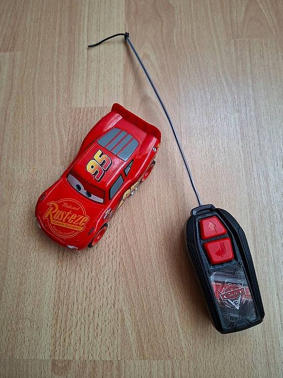 Ferngesteuertes Auto "Lightning McQueen" Cars (Gebraucht) in Wangen SZ ...