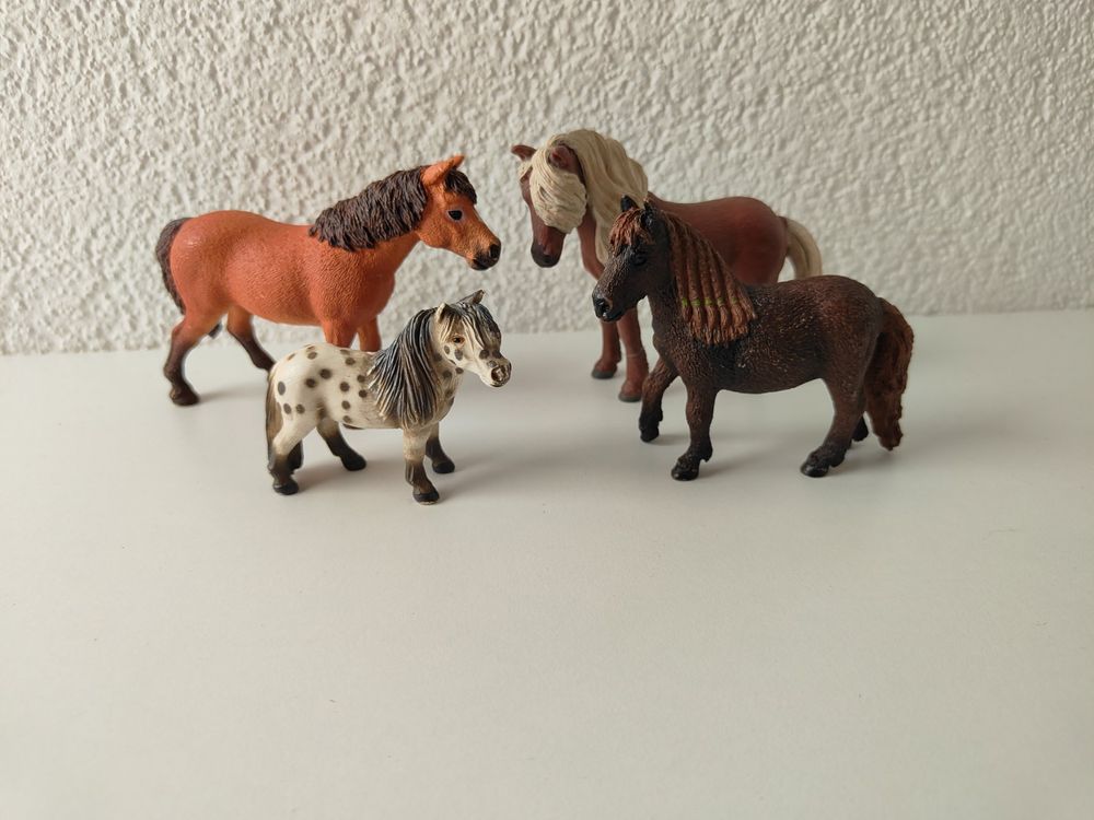Schleich Pony Set Shetland, Falabella Horse Club Sammlung (Gebraucht ...