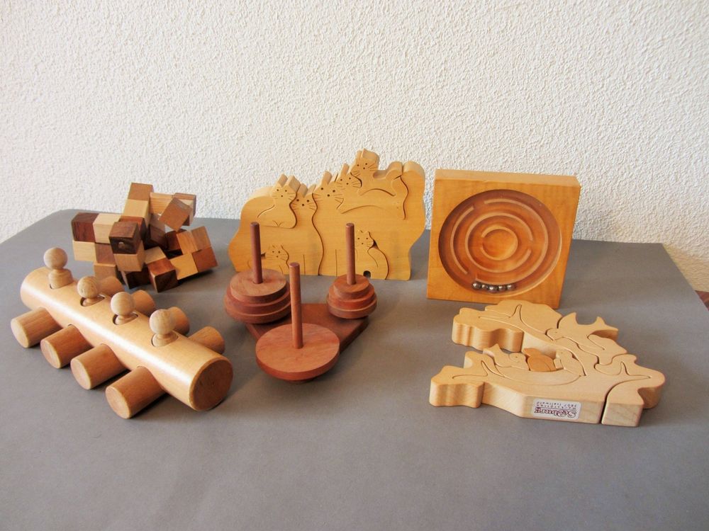 Vintage Design Holzspielzeug Katze (Naef Stil Vitali Bojesen (Gebraucht) in Zürich für CHF 39 ...