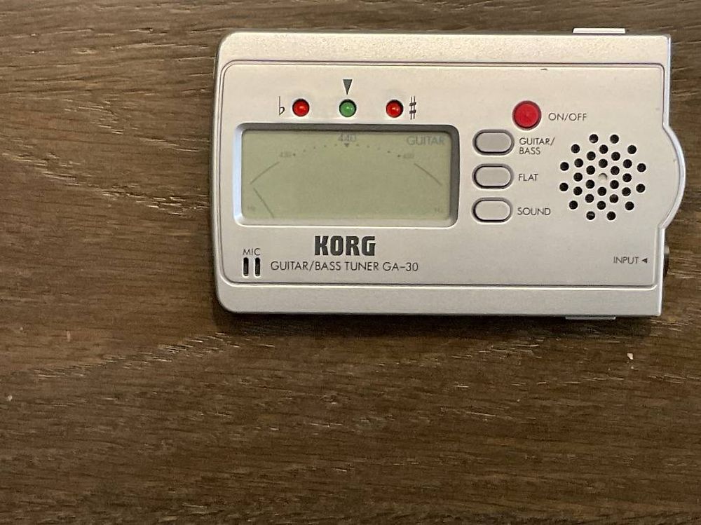 Korg GA-30 N222 Ultra Compact Guitar and Bass Tuner (Gebraucht) in ...