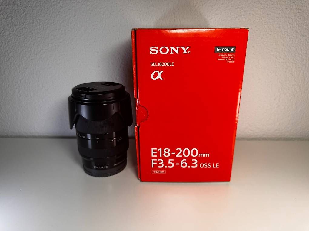 Sony E18-200 mm f/3.5-6.3 OSS (Gebraucht) in Stetten AG für CHF 250 ...