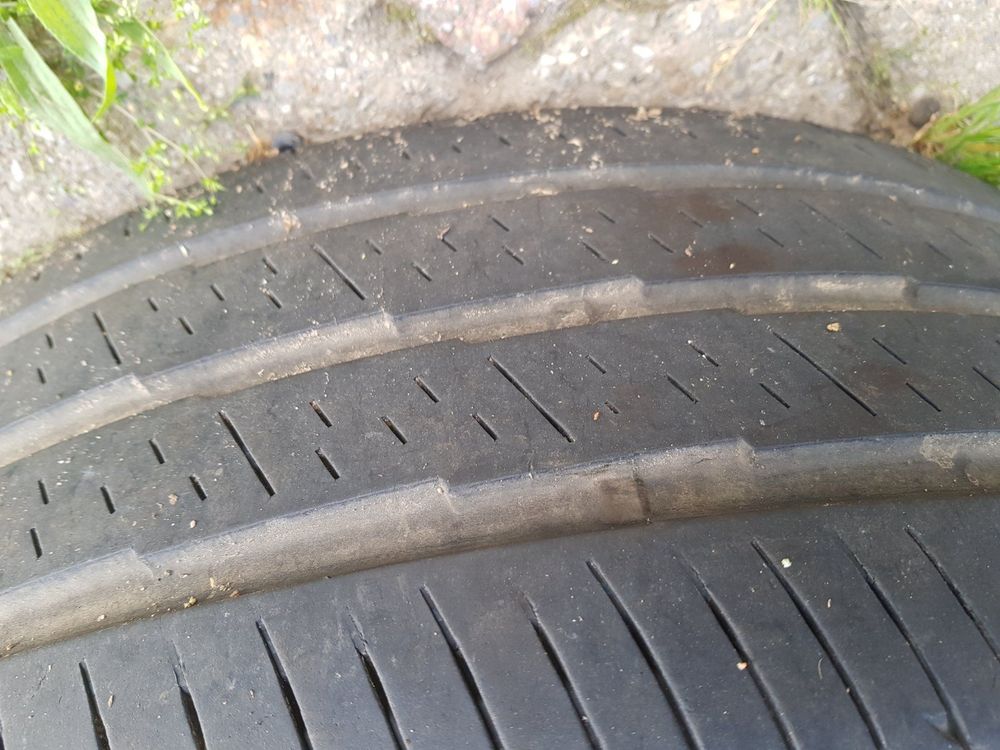 4 Pneu 235-65-R 16 C (Gebraucht) in Estavayer-Gibloux für CHF 100 – nur ...