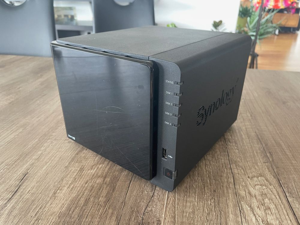 Synology DS412+ inkl. 6TB WD Green (2 x 3 TB) (Gebraucht) in Zürich für CHF 110 – nur Abholung ...