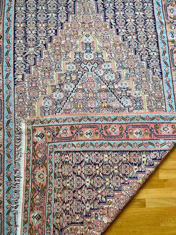 Parisian rug (Gebraucht) in Basel für CHF 90 – nur Abholung auf Ricardo ...