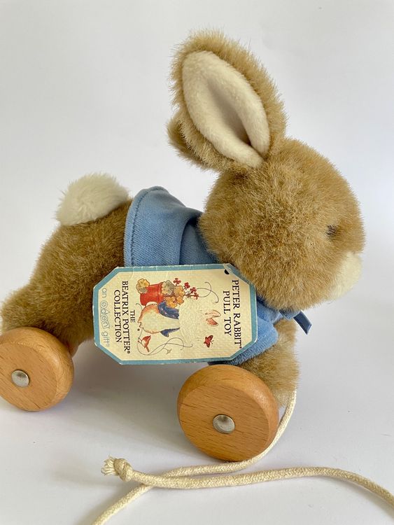 Vintage Beatrix Potter Peter Rabbit Pull Toy (Gebraucht) in Tegna für ...
