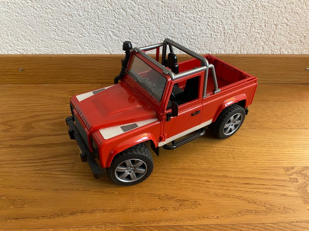 Land Rover Spielzeugauto (Gebraucht) in Einsiedeln für CHF 20 – mit Lieferung auf Ricardo kaufen