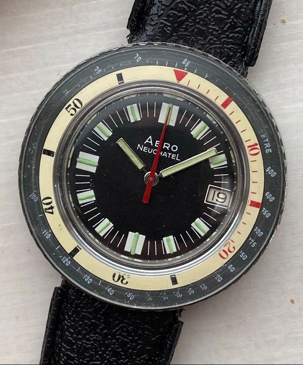 Rare 1966 AERO Neuchatel Diver BAKELITE! (Gebraucht) in Geneve für CHF ...