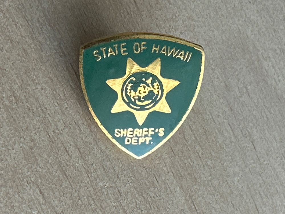 Pin Sheriff's Dept. State of Hawaii (Gebraucht) in Glattbrugg für CHF 1 ...