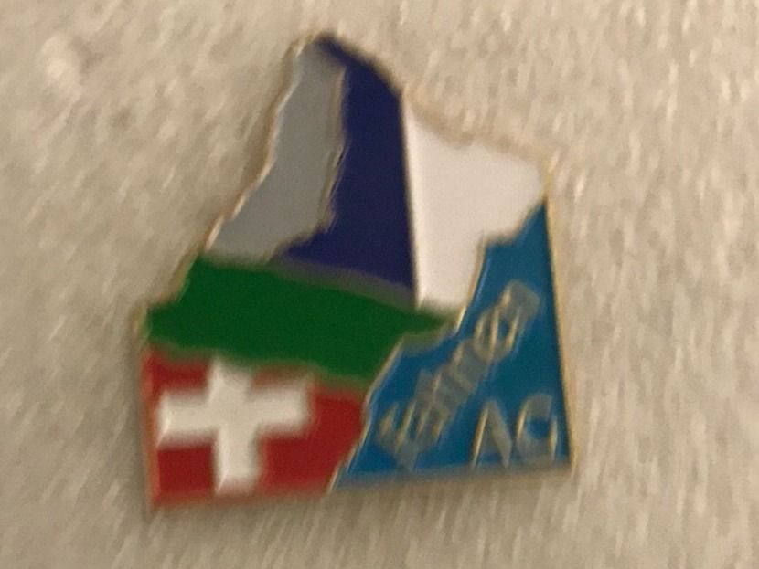 Zermatt Matterhorn Pin (Gebraucht) in Itingen für CHF 2.5 – mit ...