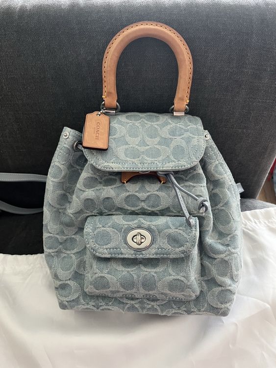 Coach Riya denim Rucksack mini (Gebraucht) in Sissach für CHF 89 – mit ...