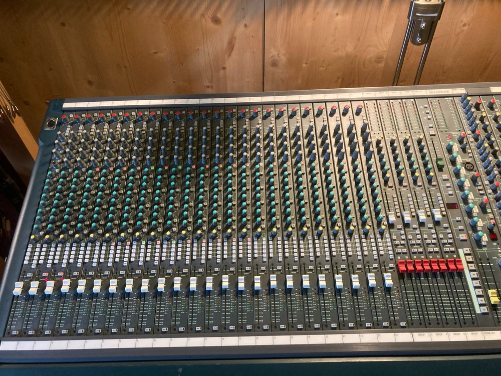 Analog Pult Soundcraft K3 Theatre - 38/8/2 (Gebraucht) in Schwyz für ...
