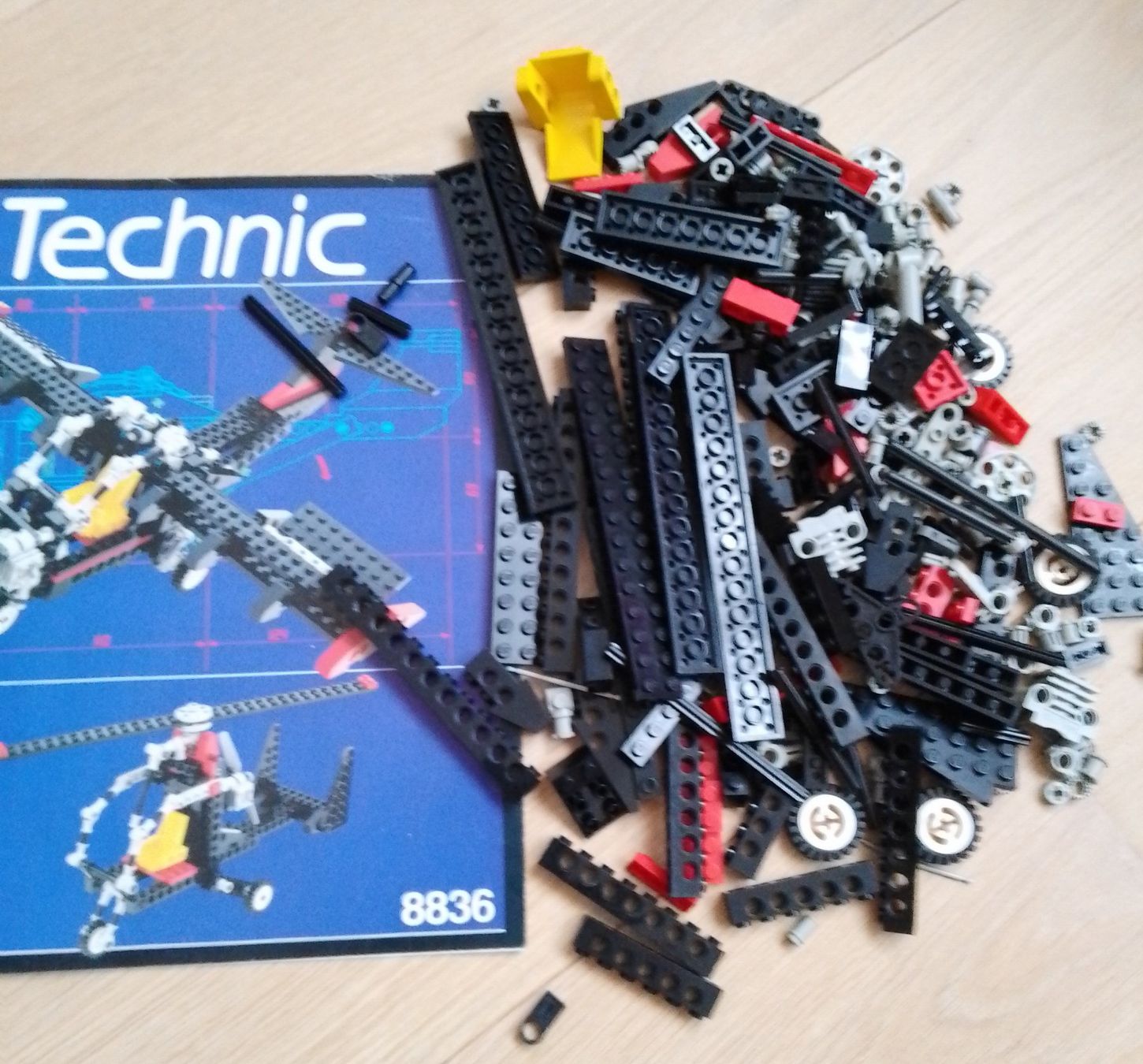 Lego 8836 Sky Ranger inkl. Anleitung gebraucht 1992 (Gebraucht) in ...