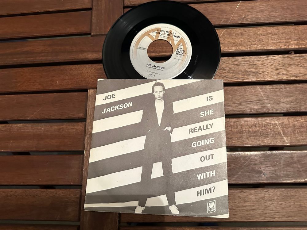 JOE JACKSON Is she really going out with him? Single 7" 80's | Kaufen ...
