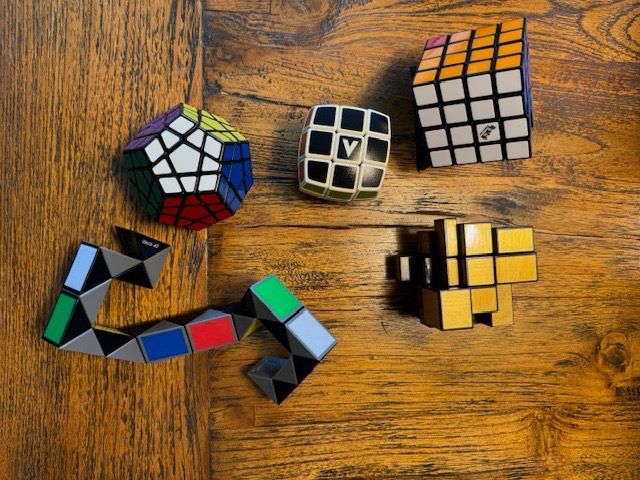 Rubik's Cube (Neu (gemäss Beschreibung)) in für CHF 20 – nur Abholung auf Ricardo kaufen