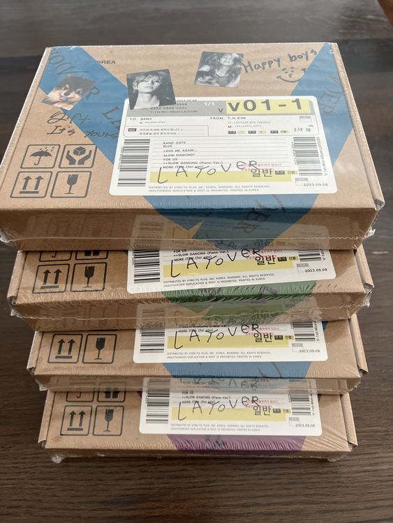 4x Layover V - 1st-Mini-Album-LAYOVER (Neu und originalverpackt) in ...