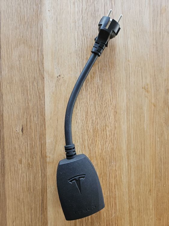 Tesla UMC SCHUKO Adabter Gen 1 (Gebraucht) in Winterthur für CHF 20 ...