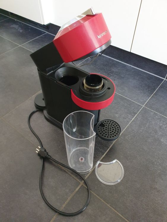 Nespresso Vertuo Next, rot (Gebraucht) in für CHF 2 – mit Lieferung auf ...