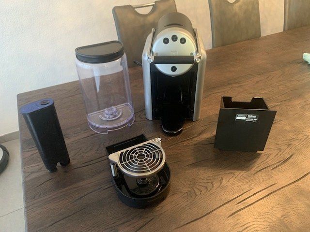 Nespresso Zenius ZN100 Neuwertiger Zust. | Kaufen auf Ricardo