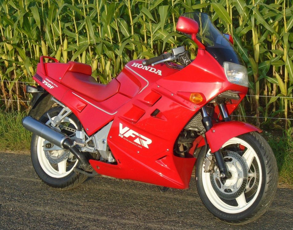 Honda VFR 750 F 1989 | Kaufen auf Ricardo