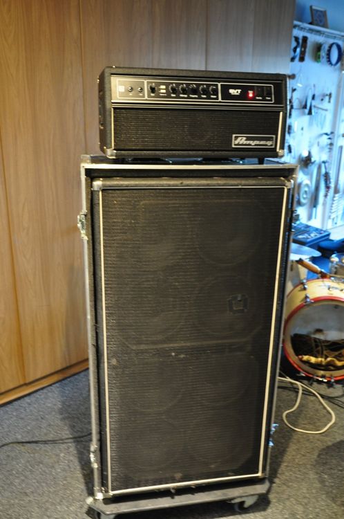 Bassverstärker Ampeg SVT Classic mit 8x10 Box | Kaufen auf Ricardo