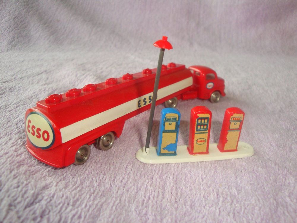 LEGO Esso Sattelschlepper und Tankstelle | Kaufen auf Ricardo