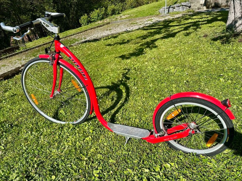 KICKBIKE Profiscooter Docscooter Design Finland (Gebraucht) in ...