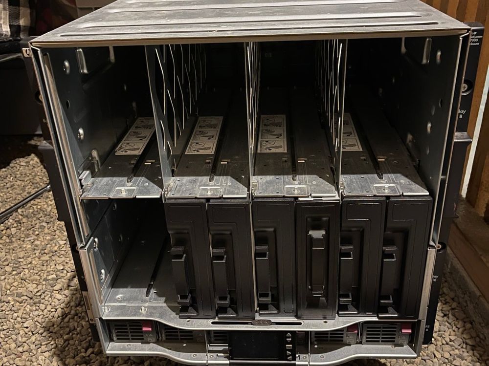 HP BladeSystem c7000 G3 (Gebraucht) in Rorschach für CHF 11 – nur ...