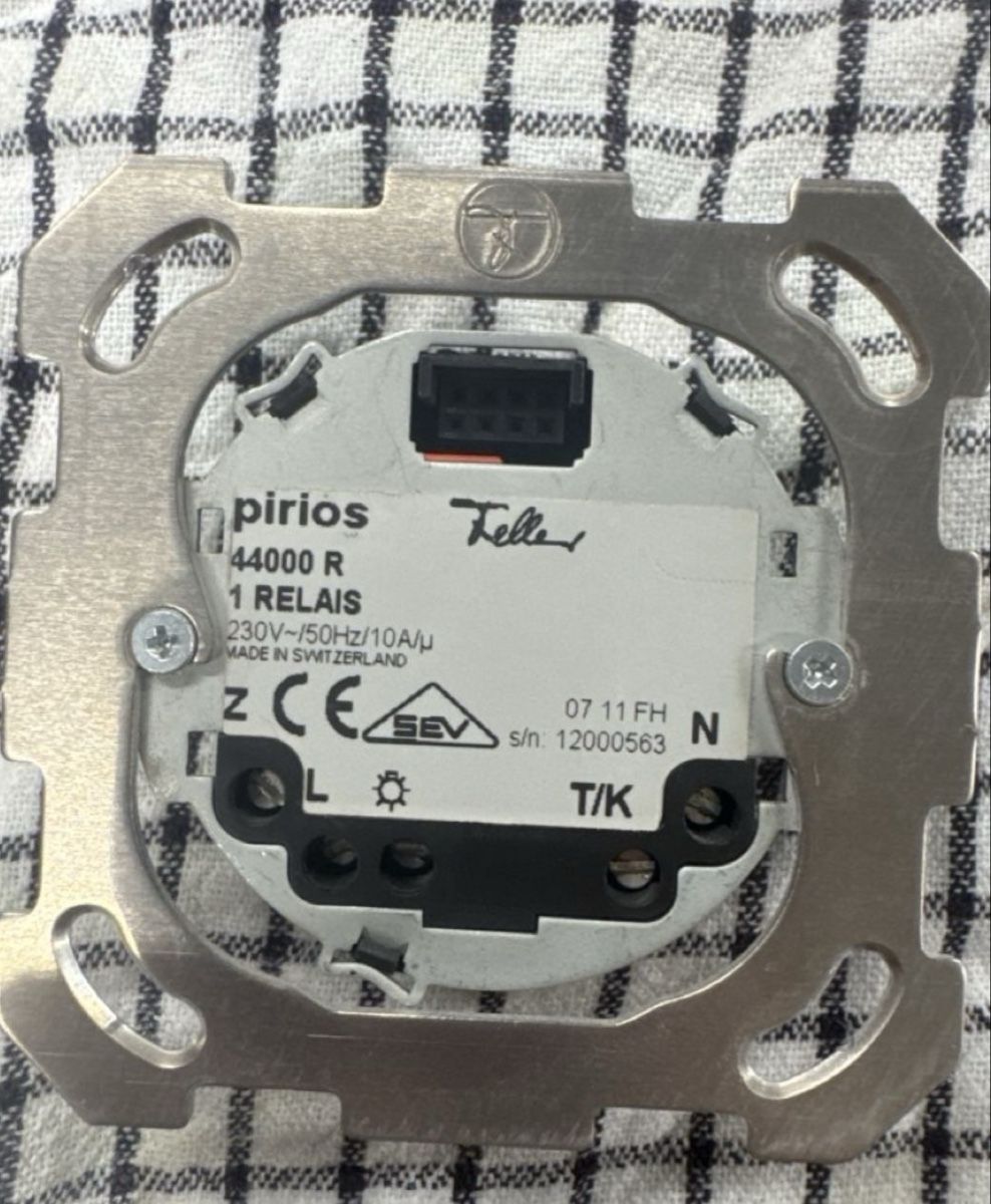 PIR Bewegungsmelder Theben Pirios 180 R / UNI, Top Zustand (Gebraucht ...