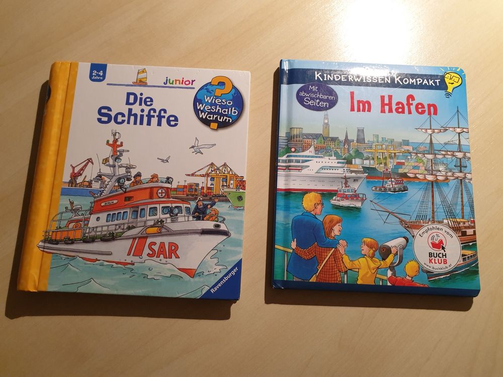 Bücher - Die Schiffe und Im Hafen (Defekt) in Emmetten für CHF 4 – mit Lieferung auf Ricardo kaufen