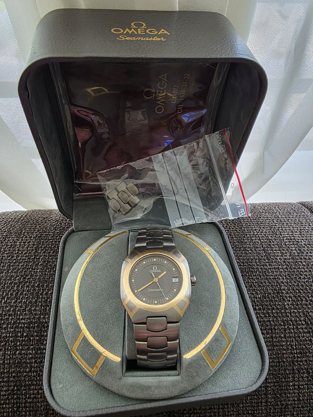 Omega Seamaster Quartz Titane/Or, Vintage Boîte! Papiers (D'occasion) à ...