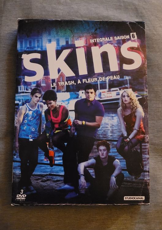Série SKINS saison 6 (Neu (gemäss Beschreibung)) in Bôle für CHF 10 ...