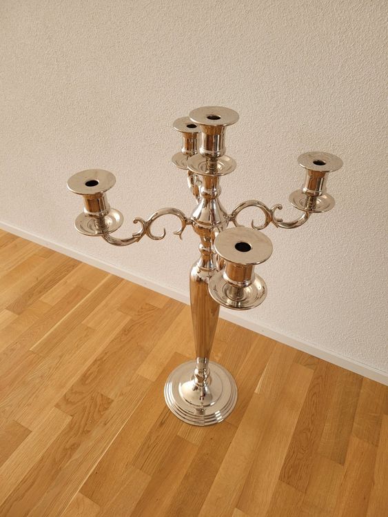 Kerzenständer 5-armig mit neuen Kerzen (Gebraucht) in Schneisingen für CHF 6 – nur Abholung auf ...