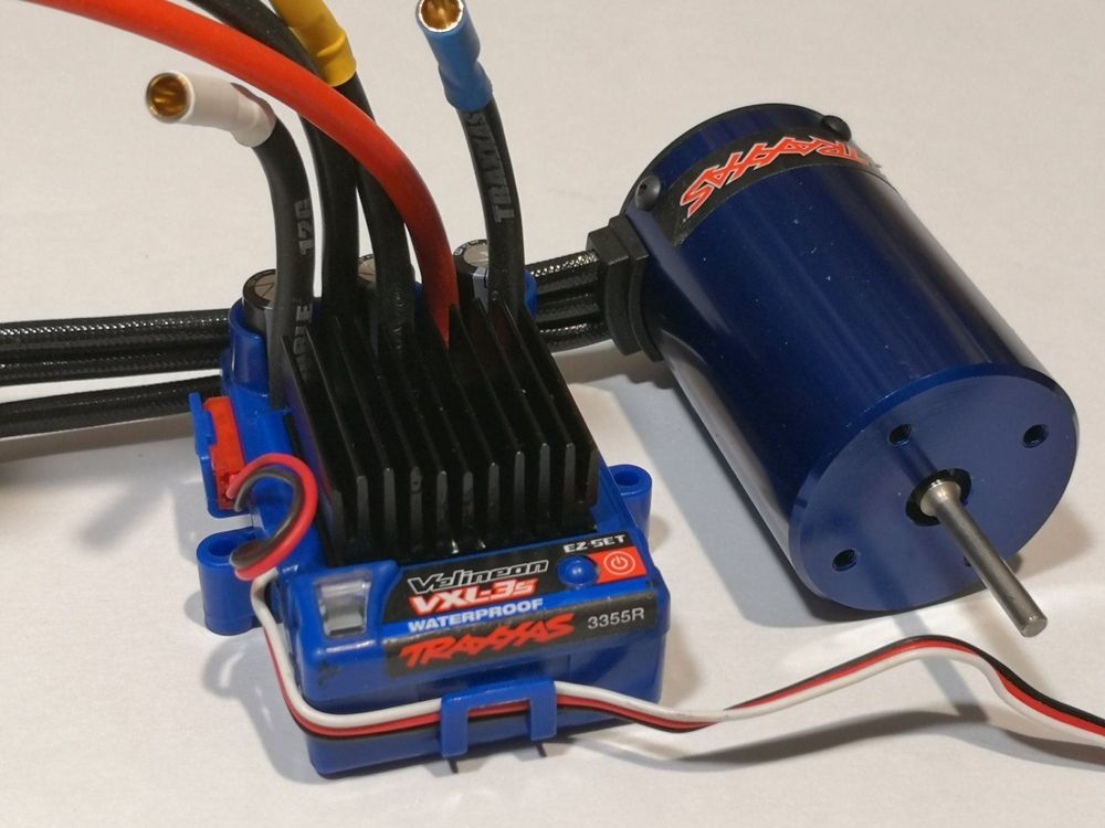 Traxxas Velineon VXL-3S Brushless System (Gebraucht) in Fortunau (Ayent ...