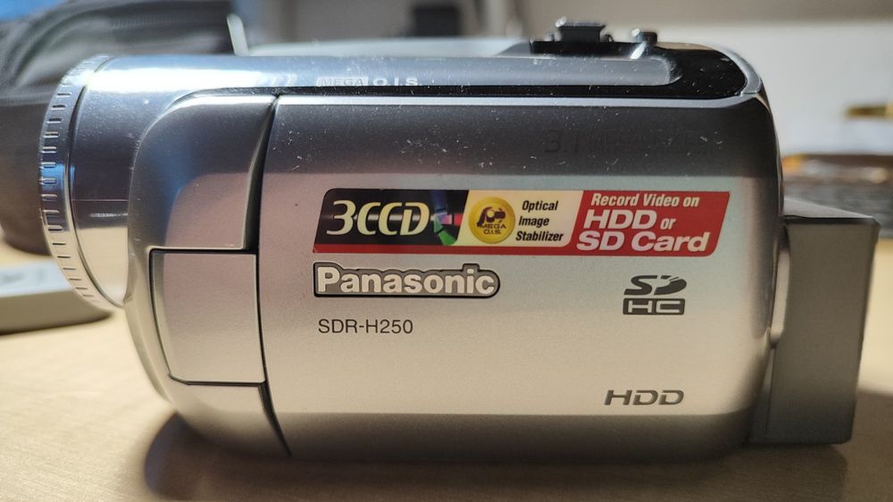 Panasonic HDD/SD-Camcorder SDR-H250 | Kaufen auf Ricardo