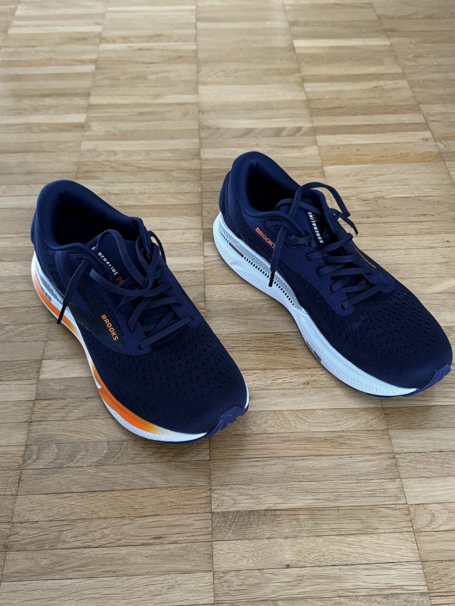 Brooks Adrenaline GTS 24 Herren Grösse 44.5 (Neu (gemäss Beschreibung ...