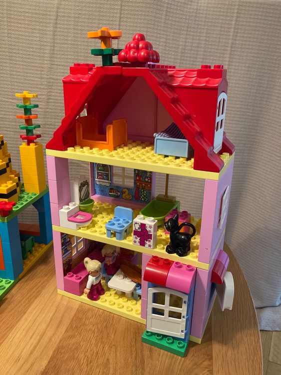 LEGO DUPLO Familienhaus & UNICO Biene Maja Haus (Gebraucht) in Bern für ...