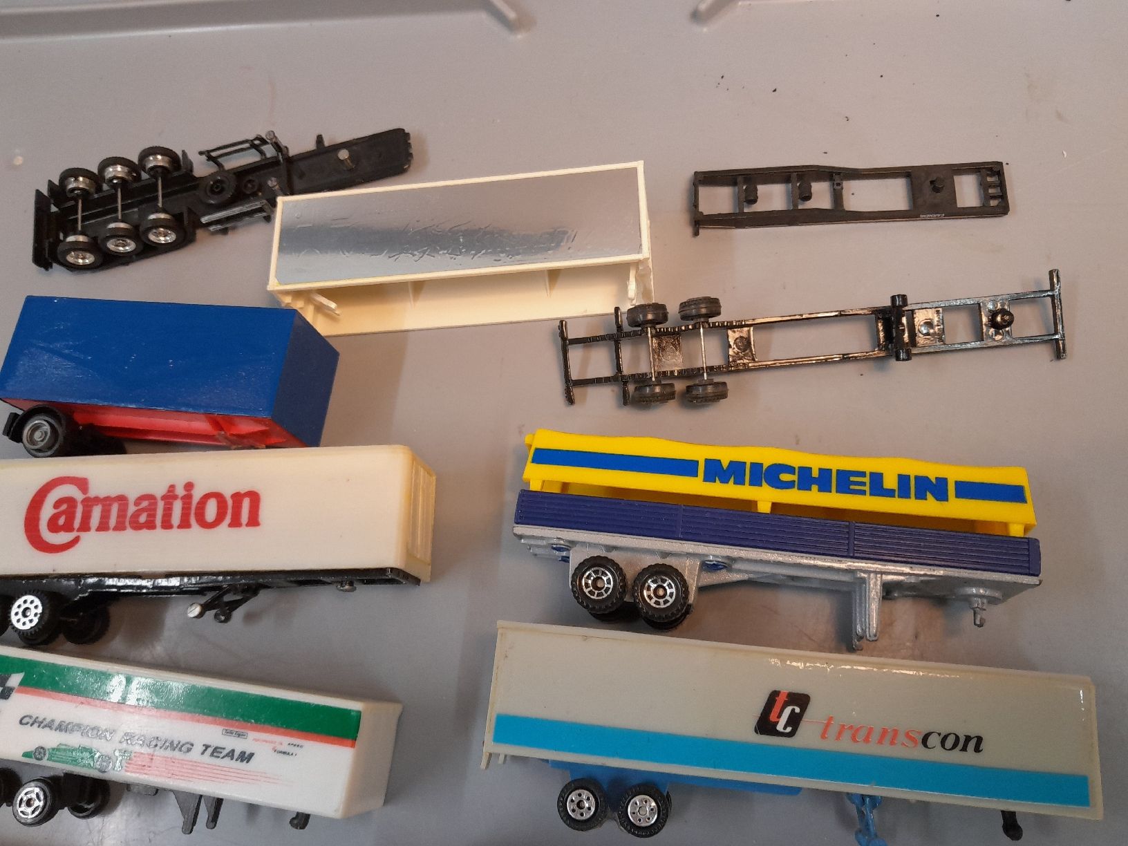 Modellauto Auflieger ec. Für Bastler oder Ersatzteile (Defekt) in ...