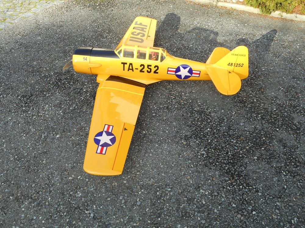 Warbird-Trainer AT -6 Texan | Kaufen auf Ricardo