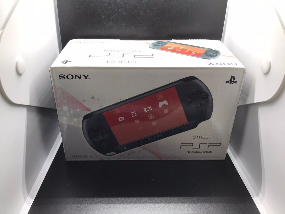 Sony Playstation Portable E1004 mit OVP + Ladekabel (Gebraucht) in Frauenfeld für CHF 55 – mit ...