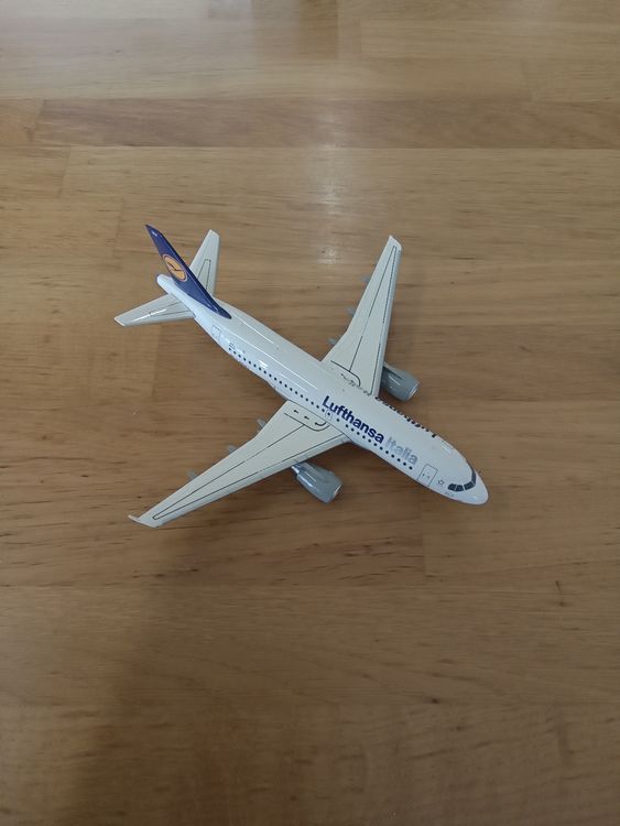 Lufthansa Italia Airbus A319-100 Modellflugzeug 1:200 (Neu (gemäss ...