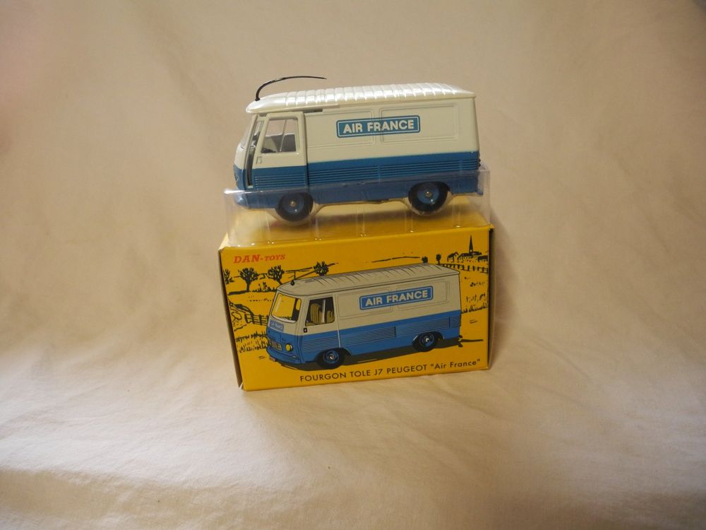 DAN-TOYS NR. DAN-104 PEUGEOT J 7 AIR FRANCE MIB | Kaufen auf Ricardo