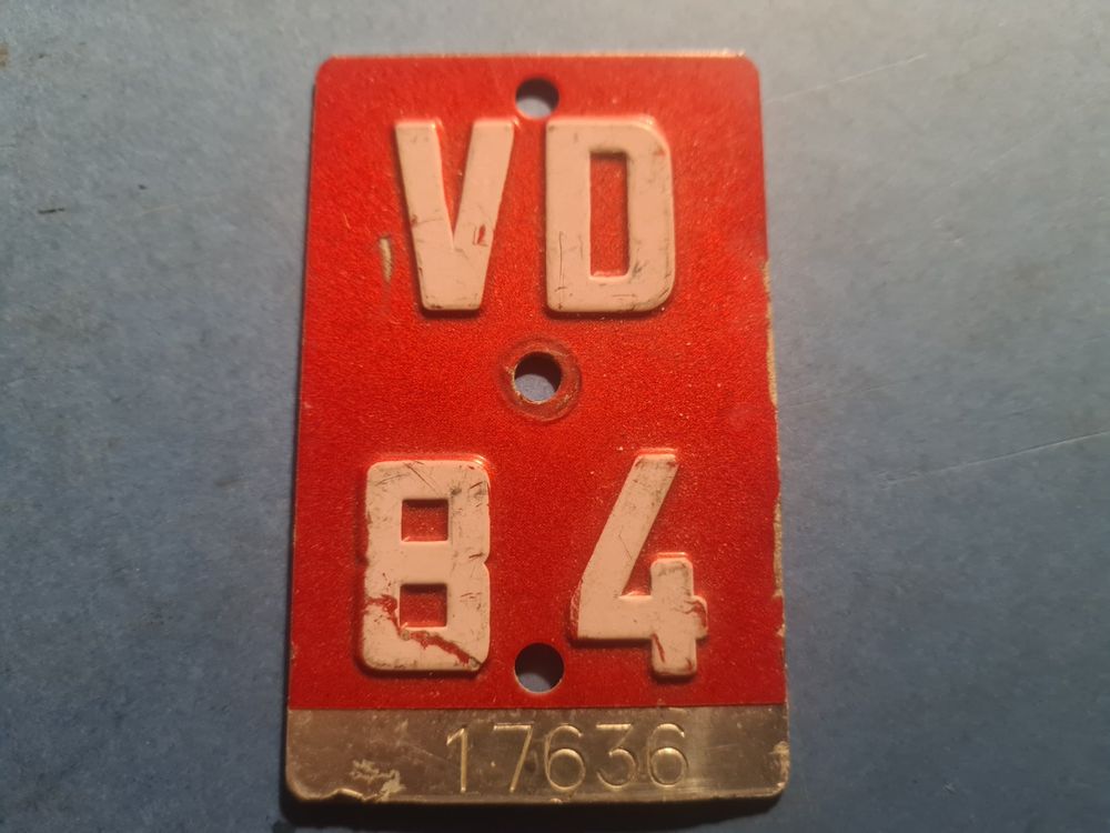 PLAQUE VELO VD 84 VINTAGE (D'occasion) à Bellevue pour CHF 3 – avec ...