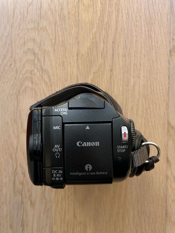 Canon HF10 HD Camcorder mit Wide-Converter WD-H37C 0.7x (Gebraucht) in ...